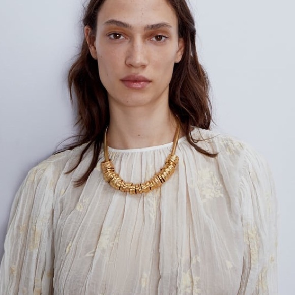 Zara | Jewelry | Zara Rare Gold Necklace With Rings Brand New With Tags ...